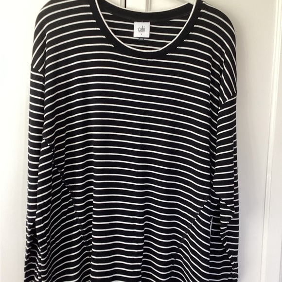 CAbi | Tops | Cabi 405 Crosswalk Tee | Poshmark